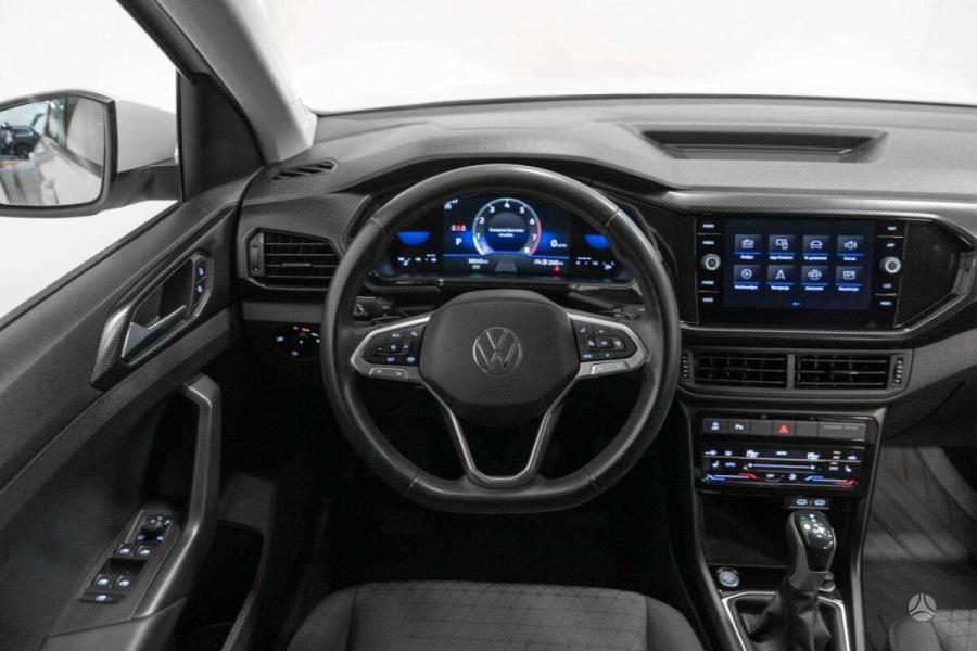 Белый Фольксваген T-Cross 2023 в Вильнюс, объемом двигателя 1.00 л и пробегом 38 тыс. км за 17950 €, фото 12 на AUTOMOTO.COM.LV