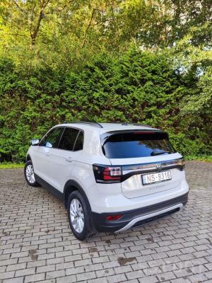 Белый Фольксваген T-Cross 2023 в Рига, объемом двигателя 1.00 л и пробегом 78 тыс. км за 17300 €, фото 5 на AUTOMOTO.COM.LV