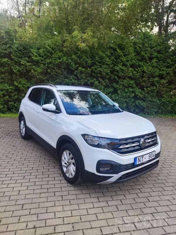 Volkswagen T-Cross 2023 Rīga vietnē Balts Volkswagen T-Cross 2023 Rīga, ar dzinēja tilpumu 1.00 L un nobraukumu 72 tūkst. km par 17400 €, foto 1 vietnē AUTOMOTO.COM.LV