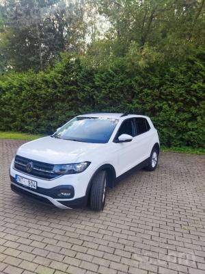 Белый Фольксваген T-Cross 2023 в Рига, объемом двигателя 1.00 л и пробегом 72 тыс. км за 17400 €, фото 4 на AUTOMOTO.COM.LV