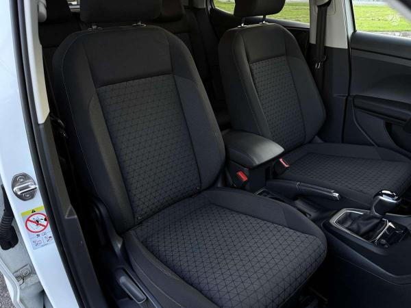 Balts Volkswagen T-Cross 2024 Viļņa, ar dzinēja tilpumu 1.00 L un nobraukumu 67 tūkst. km par 20250 €, foto 9 vietnē AUTOMOTO.COM.LV