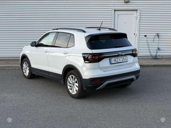 White Volkswagen T-Cross 2024 in Vilnius, with an engine capacity of 1.00 L and mileage of 72 thousand km for 19900 €, photo 4 on AUTOMOTO.COM.LV