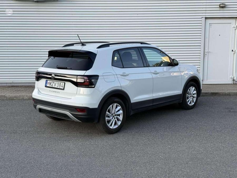 Balts Volkswagen T-Cross 2024 Viļņa, ar dzinēja tilpumu 1.00 L un nobraukumu 72 tūkst. km par 19900 €, foto 5 vietnē AUTOMOTO.COM.LV