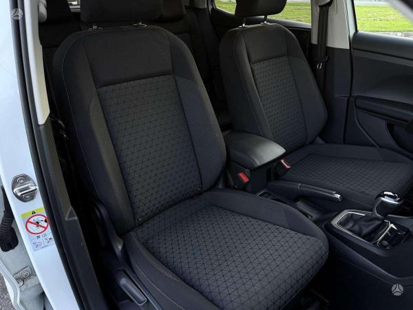 White Volkswagen T-Cross 2024 in Vilnius, with an engine capacity of 1.00 L and mileage of 72 thousand km for 19900 €, photo 10 on AUTOMOTO.COM.LV