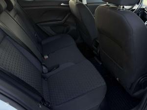 Balts Volkswagen T-Cross 2024 Viļņa, ar dzinēja tilpumu 1.00 L un nobraukumu 72 tūkst. km par 19900 €, foto 11 vietnē AUTOMOTO.COM.LV