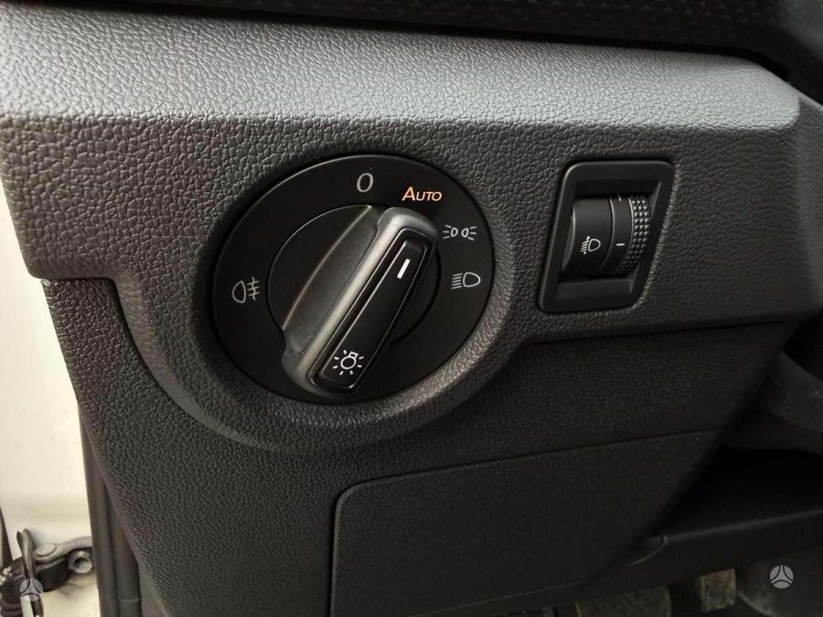 Balts Volkswagen T-Cross 2024 Viļņa, ar dzinēja tilpumu 1.00 L un nobraukumu 72 tūkst. km par 19900 €, foto 19 vietnē AUTOMOTO.COM.LV