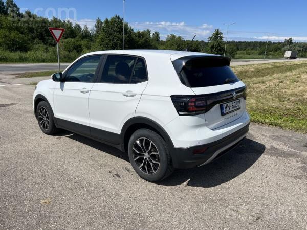 Белый Фольксваген T-Cross 2020 в Рига, объемом двигателя 1.00 л и пробегом 50 тыс. км за 14500 €, фото 3 на AUTOMOTO.COM.LV