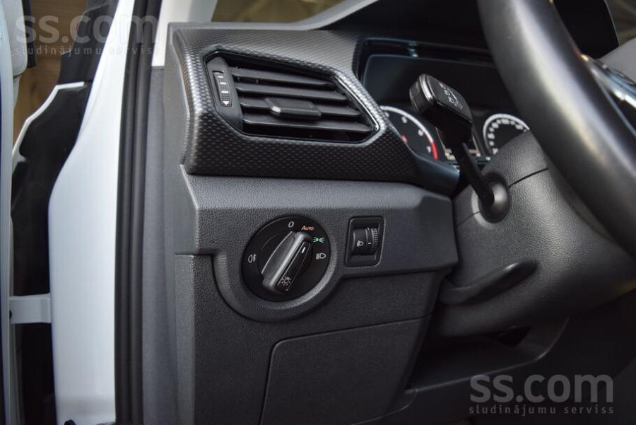 White Volkswagen T-Cross 2022 in Riga, with an engine capacity of 1.00 L and mileage of 121 thousand km for 12900 €, photo 12 on AUTOMOTO.COM.LV