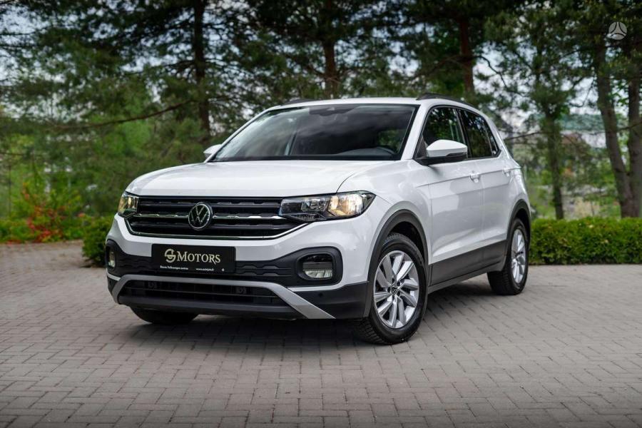 Balts Volkswagen T-Cross 2022 Kauņa, ar dzinēja tilpumu 1.00 L un nobraukumu 84 tūkst. km par 15600 €, foto 1 vietnē AUTOMOTO.COM.LV