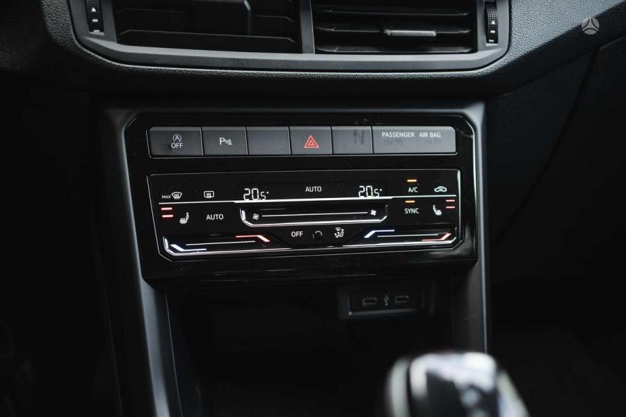 Balts Volkswagen T-Cross 2022 Kauņa, ar dzinēja tilpumu 1.00 L un nobraukumu 84 tūkst. km par 15600 €, foto 22 vietnē AUTOMOTO.COM.LV