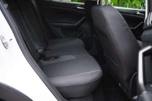 Balts Volkswagen T-Cross 2022 Kauņa, ar dzinēja tilpumu 1.00 L un nobraukumu 84 tūkst. km par 15600 €, foto 32 vietnē AUTOMOTO.COM.LV