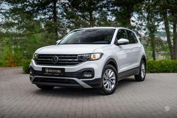 White Volkswagen T-Cross 2022 in Kaunas, with an engine capacity of 1.00 L and mileage of 99 thousand km for 15700 €, photo 2 on AUTOMOTO.COM.LV