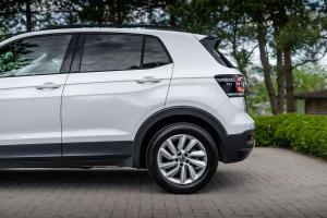 Белый Фольксваген T-Cross 2022 в Каунас, объемом двигателя 1.00 л и пробегом 99 тыс. км за 15700 €, фото 9 на AUTOMOTO.COM.LV