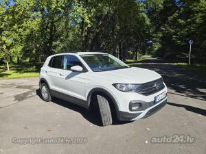 White Volkswagen T-Cross 2020 in Tallinn, with an engine capacity of 1.00 L and mileage of 92 thousand km for 14900 €, photo 3 on AUTOMOTO.COM.LV