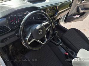 White Volkswagen T-Cross 2020 in Tallinn, with an engine capacity of 1.00 L and mileage of 92 thousand km for 14900 €, photo 8 on AUTOMOTO.COM.LV