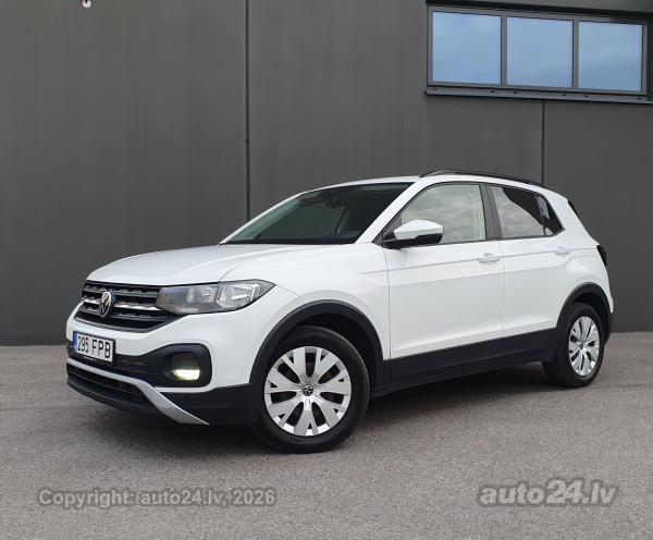 White Volkswagen T-Cross 2021 in Tallinn, with an engine capacity of 1.00 L and mileage of 215 thousand km for 14999 €, photo 3 on AUTOMOTO.COM.LV