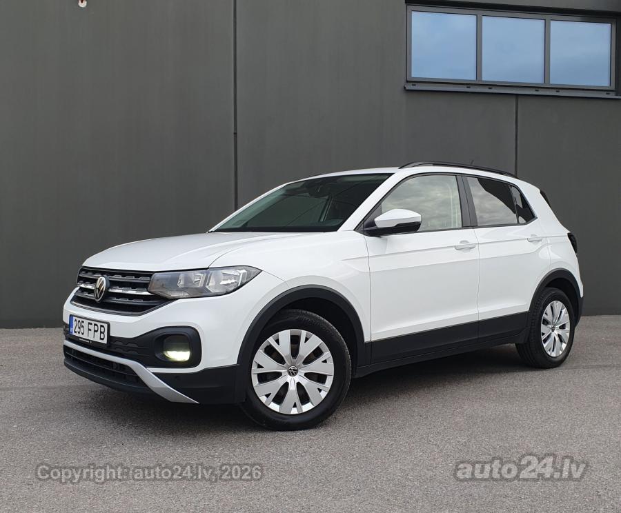 Balts Volkswagen T-Cross 2021 Tallina, ar dzinēja tilpumu 1.00 L un nobraukumu 215 tūkst. km par 14999 €, foto 4 vietnē AUTOMOTO.COM.LV