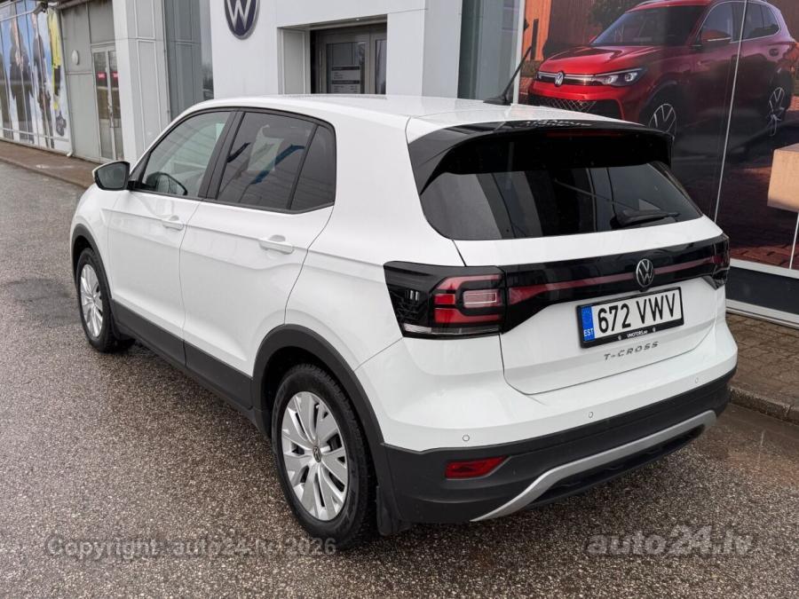 Balts Volkswagen T-Cross 2022 Viljandi, ar dzinēja tilpumu 1.00 L un nobraukumu 56 tūkst. km par 15900 €, foto 5 vietnē AUTOMOTO.COM.LV