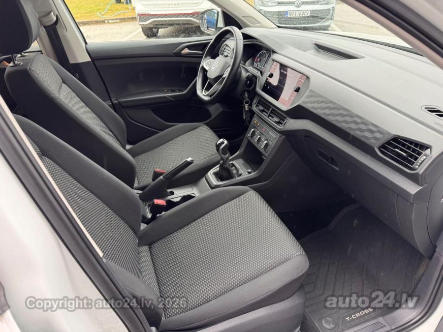 Balts Volkswagen T-Cross 2022 Viljandi, ar dzinēja tilpumu 1.00 L un nobraukumu 56 tūkst. km par 15900 €, foto 6 vietnē AUTOMOTO.COM.LV