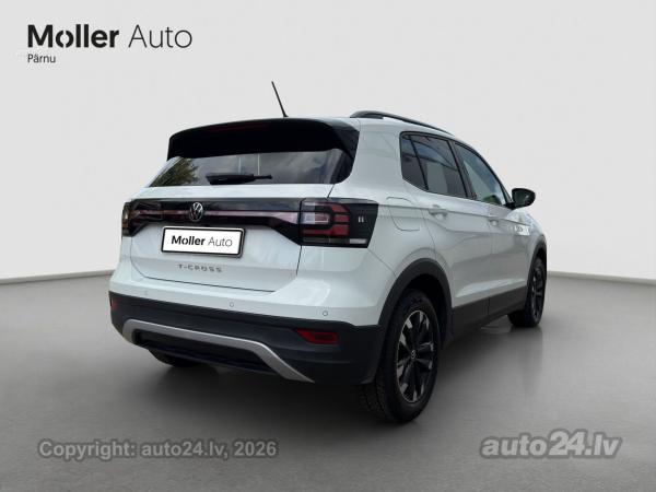Balts Volkswagen T-Cross 2022 Pērnava, ar dzinēja tilpumu 1.00 L un nobraukumu 98 tūkst. km par 17500 €, foto 2 vietnē AUTOMOTO.COM.LV
