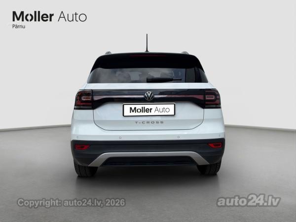 Balts Volkswagen T-Cross 2022 Pērnava, ar dzinēja tilpumu 1.00 L un nobraukumu 98 tūkst. km par 17500 €, foto 4 vietnē AUTOMOTO.COM.LV
