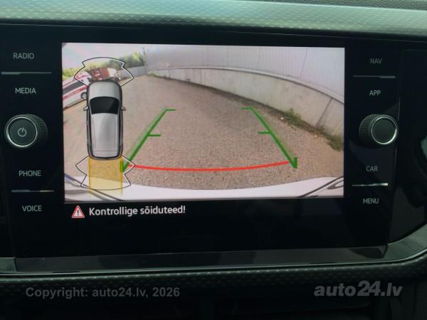 Balts Volkswagen T-Cross 2022 Pērnava, ar dzinēja tilpumu 1.00 L un nobraukumu 98 tūkst. km par 17500 €, foto 9 vietnē AUTOMOTO.COM.LV