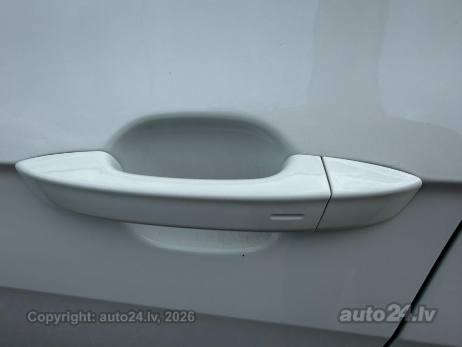 Белый Фольксваген T-Cross 2022 в Пярну, объемом двигателя 1.00 л и пробегом 98 тыс. км за 17500 €, фото 19 на AUTOMOTO.COM.LV