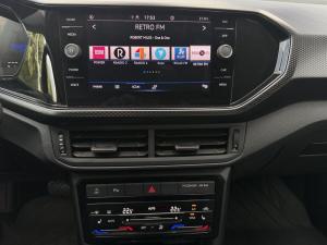Белый Фольксваген T-Cross 2022 в Пярну, объемом двигателя 1.00 л и пробегом 98 тыс. км за 17500 €, фото 9 на AUTOMOTO.COM.LV