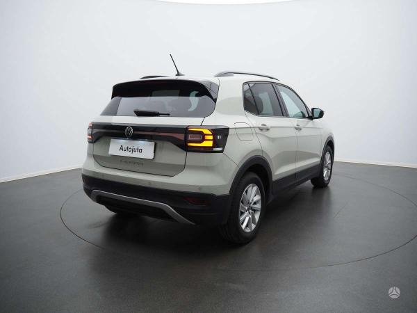 Dzeltens Volkswagen T-Cross 2023 Viļņa, ar dzinēja tilpumu 1.00 L un nobraukumu 90 tūkst. km par 16500 €, foto 4 vietnē AUTOMOTO.COM.LV