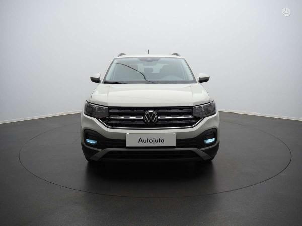 Yellow Volkswagen T-Cross 2023 in Vilnius, with an engine capacity of 1.00 L and mileage of 90 thousand km for 16500 €, photo 2 on AUTOMOTO.COM.LV