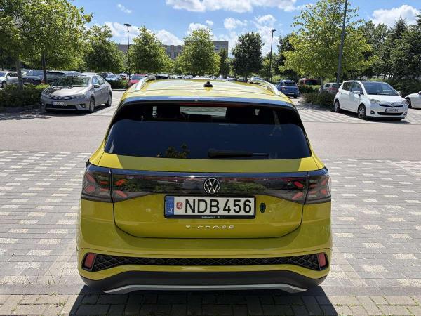 Yellow Volkswagen T-Cross 2024 in Vilnius, with an engine capacity of 1.50 L and mileage of 38 thousand km for 24900 €, photo 9 on AUTOMOTO.COM.LV