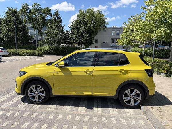 Dzeltens Volkswagen T-Cross 2024 Viļņa, ar dzinēja tilpumu 1.50 L un nobraukumu 38 tūkst. km par 24900 €, foto 2 vietnē AUTOMOTO.COM.LV