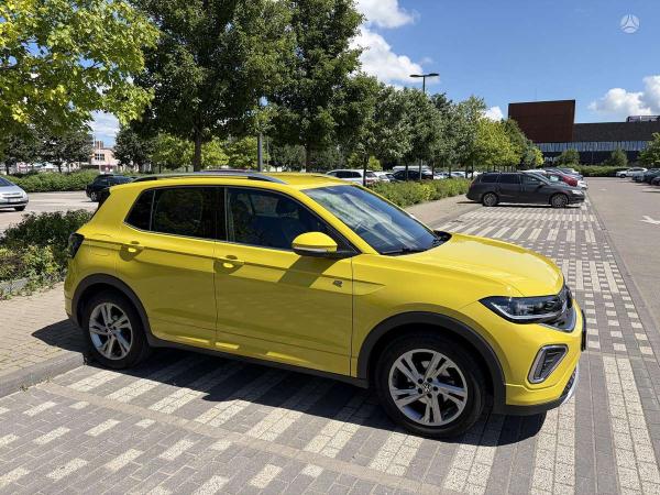 Dzeltens Volkswagen T-Cross 2024 Viļņa, ar dzinēja tilpumu 1.50 L un nobraukumu 38 tūkst. km par 24900 €, foto 4 vietnē AUTOMOTO.COM.LV