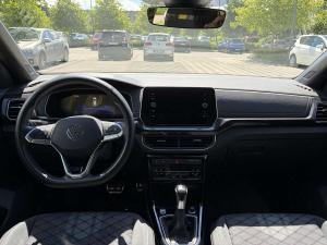 Yellow Volkswagen T-Cross 2024 in Vilnius, with an engine capacity of 1.50 L and mileage of 38 thousand km for 24900 €, photo 9 on AUTOMOTO.COM.LV