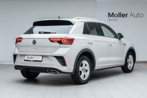 Smilšu krāsa Volkswagen T-Roc 2022 Peetri, ar dzinēja tilpumu 1.50 L un nobraukumu 94 tūkst. km par 24900 €, foto 6 vietnē AUTOMOTO.COM.LV
