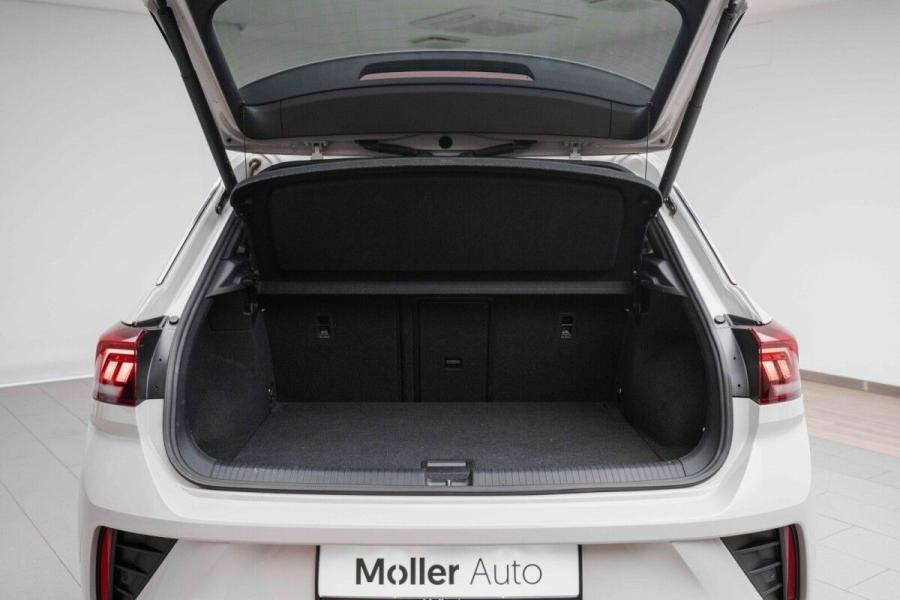 Smilšu krāsa Volkswagen T-Roc 2022 Peetri, ar dzinēja tilpumu 1.50 L un nobraukumu 94 tūkst. km par 24900 €, foto 14 vietnē AUTOMOTO.COM.LV