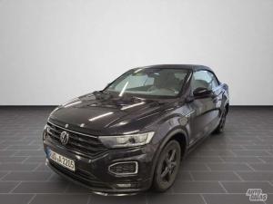 Black Volkswagen T-Roc 2021 in Kaunas, with an engine capacity of 1.50 L and mileage of 37 thousand km for 27035 €, photo 5 on AUTOMOTO.COM.LV