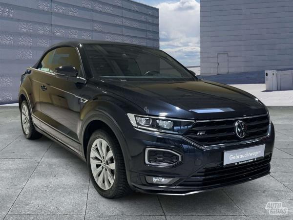 Melns Volkswagen T-Roc 2021 Kauņa, ar dzinēja tilpumu 1.50 L un nobraukumu 20 tūkst. km par 32643 €, foto 2 vietnē AUTOMOTO.COM.LV