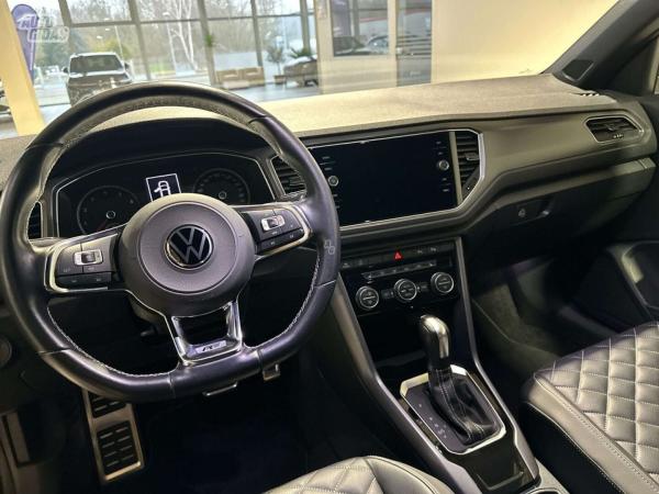 Melns Volkswagen T-Roc 2021 Kauņa, ar dzinēja tilpumu 1.50 L un nobraukumu 20 tūkst. km par 32643 €, foto 9 vietnē AUTOMOTO.COM.LV