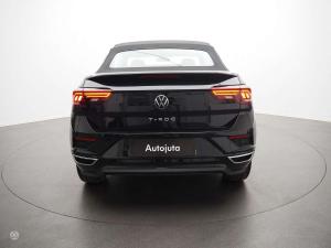 Black Volkswagen T-Roc 2021 in Vilnius, with an engine capacity of 1.50 L and mileage of 75 thousand km for 21659 €, photo 6 on AUTOMOTO.COM.LV
