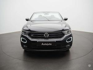 Black Volkswagen T-Roc 2021 in Vilnius, with an engine capacity of 1.50 L and mileage of 75 thousand km for 21659 €, photo 10 on AUTOMOTO.COM.LV