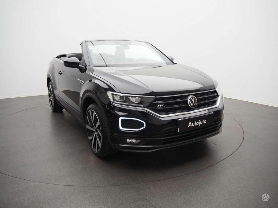 Black Volkswagen T-Roc 2021 in Vilnius, with an engine capacity of 1.50 L and mileage of 75 thousand km for 21659 €, photo 11 on AUTOMOTO.COM.LV