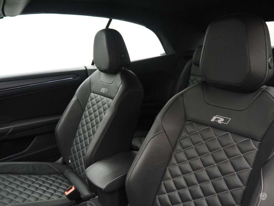 Black Volkswagen T-Roc 2021 in Vilnius, with an engine capacity of 1.50 L and mileage of 75 thousand km for 21659 €, photo 27 on AUTOMOTO.COM.LV