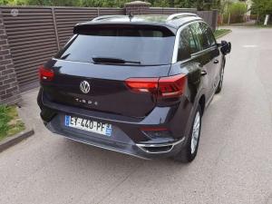 Black Volkswagen T-Roc 2018 in Kaunas, with an engine capacity of 1.50 L and mileage of 144 thousand km for 7900 €, photo 10 on AUTOMOTO.COM.LV