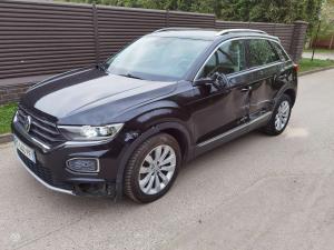 Black Volkswagen T-Roc 2018 in Kaunas, with an engine capacity of 1.50 L and mileage of 144 thousand km for 7900 €, photo 26 on AUTOMOTO.COM.LV