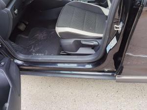 Black Volkswagen T-Roc 2018 in Kaunas, with an engine capacity of 1.50 L and mileage of 144 thousand km for 7900 €, photo 34 on AUTOMOTO.COM.LV
