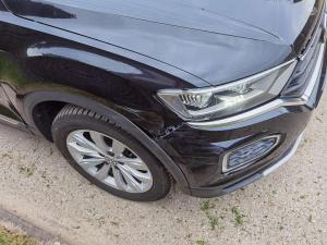 Black Volkswagen T-Roc 2018 in Kaunas, with an engine capacity of 1.50 L and mileage of 144 thousand km for 7900 €, photo 40 on AUTOMOTO.COM.LV