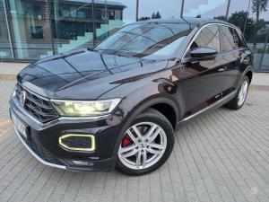 Melns Volkswagen T-Roc 2018 Utena, ar dzinēja tilpumu 1.50 L un nobraukumu 184 tūkst. km par 12900 €, foto 10 vietnē AUTOMOTO.COM.LV