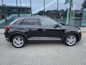 Melns Volkswagen T-Roc 2018 Utena, ar dzinēja tilpumu 1.50 L un nobraukumu 184 tūkst. km par 12900 €, foto 12 vietnē AUTOMOTO.COM.LV