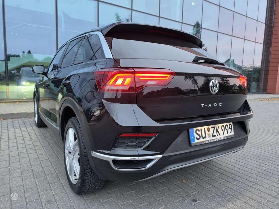 Melns Volkswagen T-Roc 2018 Utena, ar dzinēja tilpumu 1.50 L un nobraukumu 184 tūkst. km par 12900 €, foto 20 vietnē AUTOMOTO.COM.LV